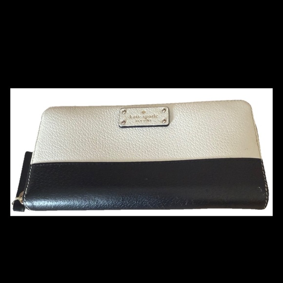 kate spade | Bags | Kate Spade Label Medium Ziparound Wallet | Poshmark